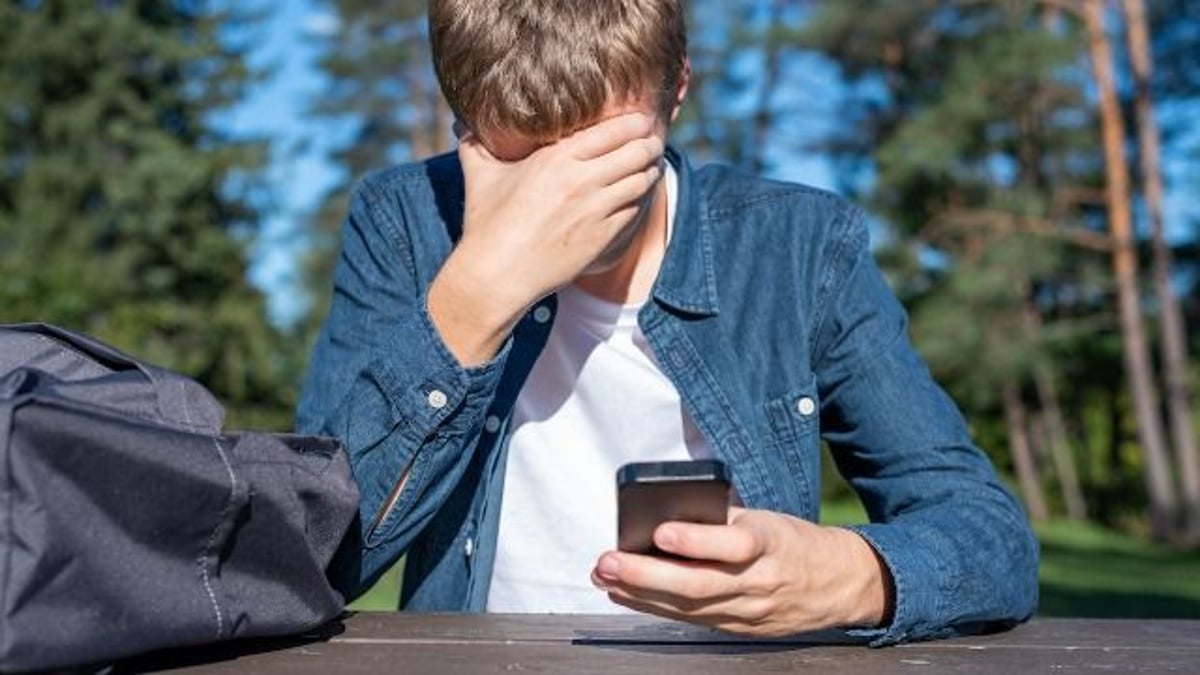 'WIBTA for asking a boy’s family for a sweater he borrowed before he ...